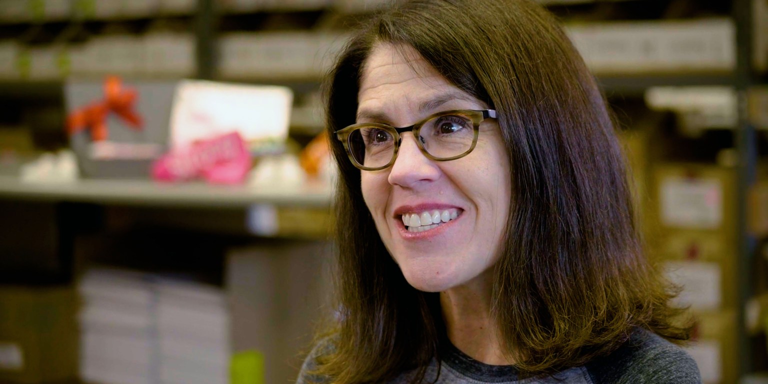 Laura Schmidt, founder of Notes to Self – Kauffman FastTrac